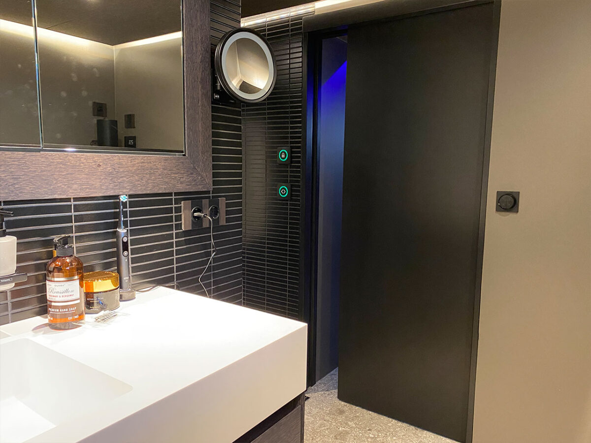 Automatic pocket door track - Automatic Doors | MOTION4